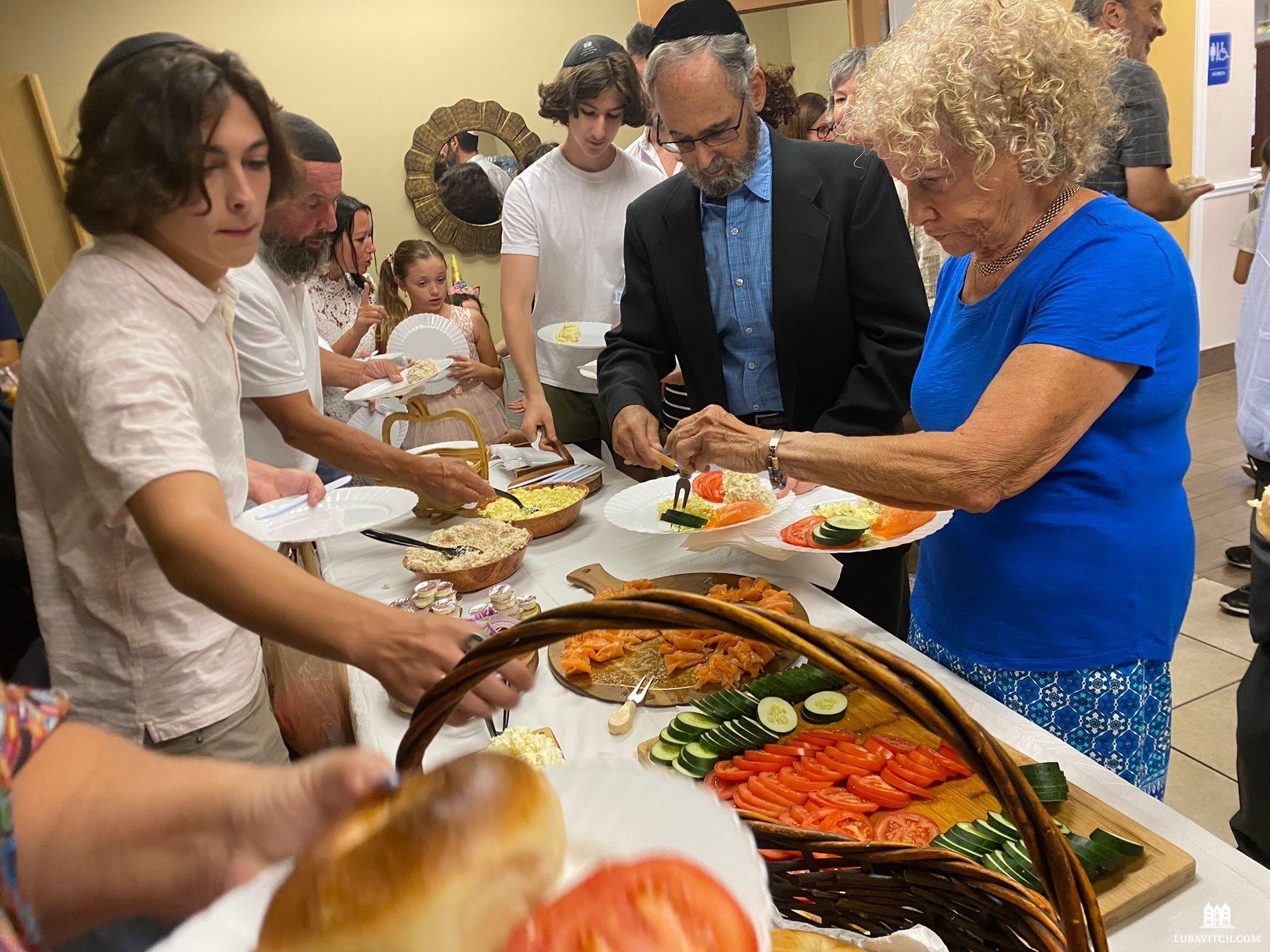 Holidays after the Hurricane: Chabad of Cape Coral Observes Yom Kippur ...