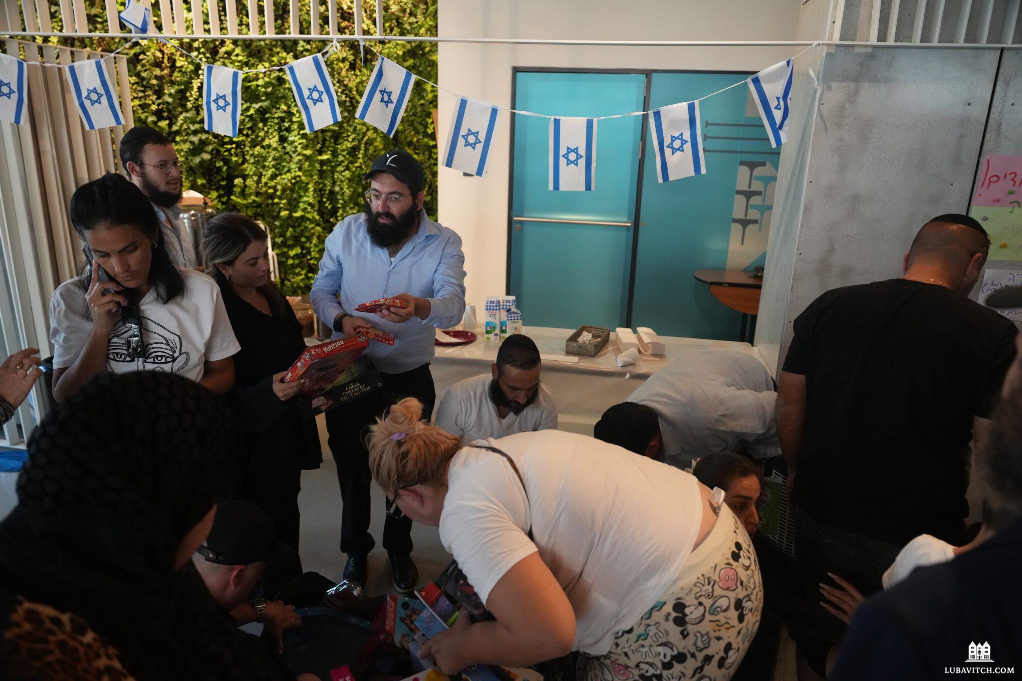 How the IDF Unity Torah Was Born - Chabad Lubavitch World Headquarters