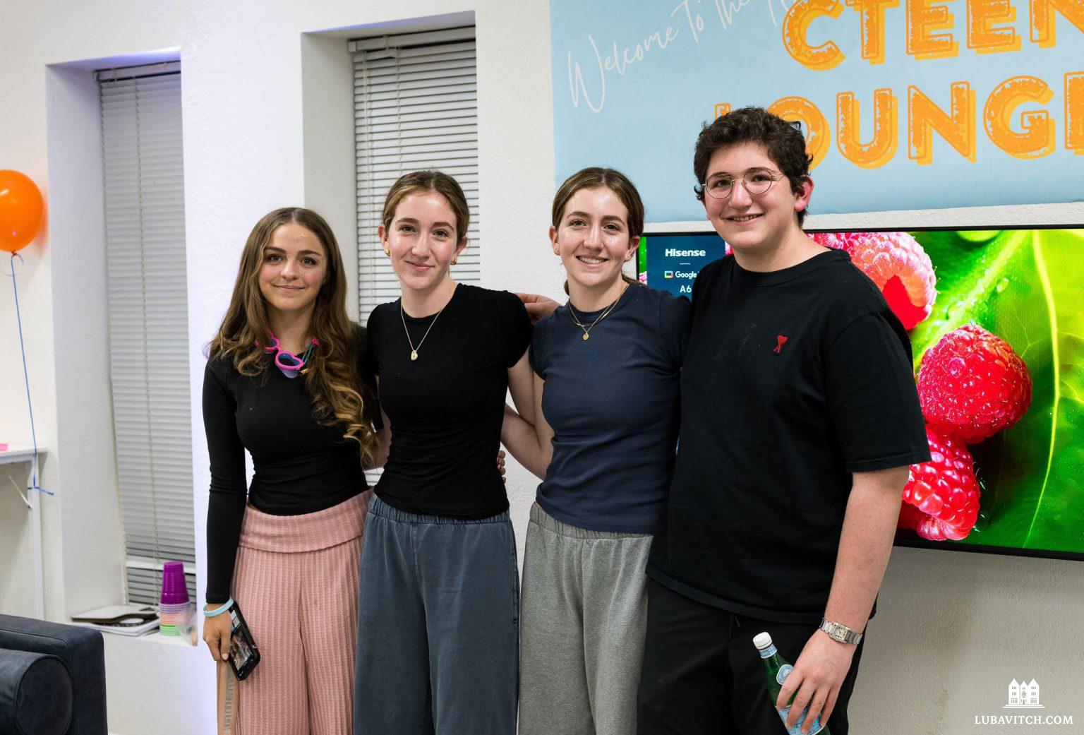 CTeen Lounge Opens in Phoenix, Connecting Jewish High Schoolers ...