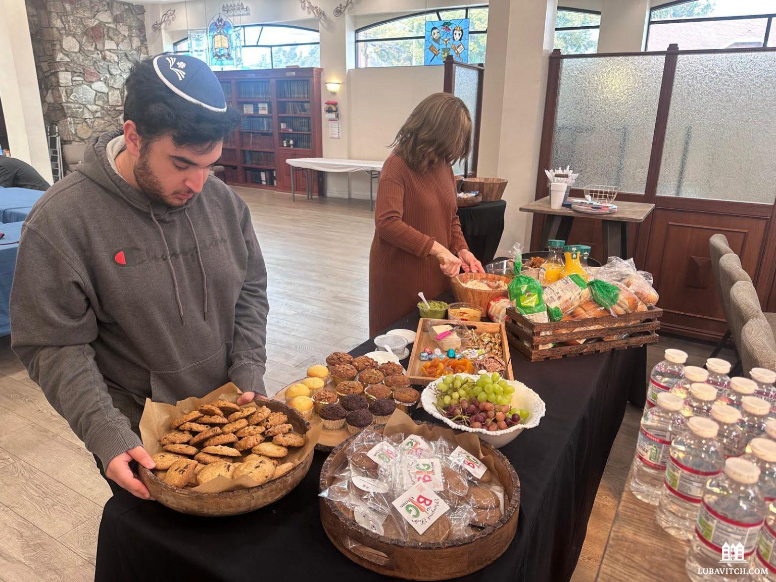 Chabad Centers Offer Refuge Amid Raging Wildfires - Chabad Lubavitch ...
